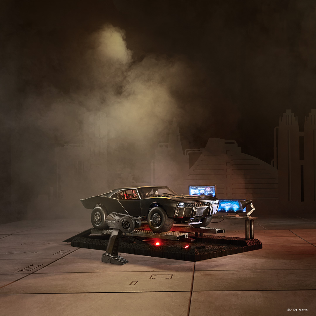 Get a First Look at New Merch from ‘The Batman’ – The Nerds of Color